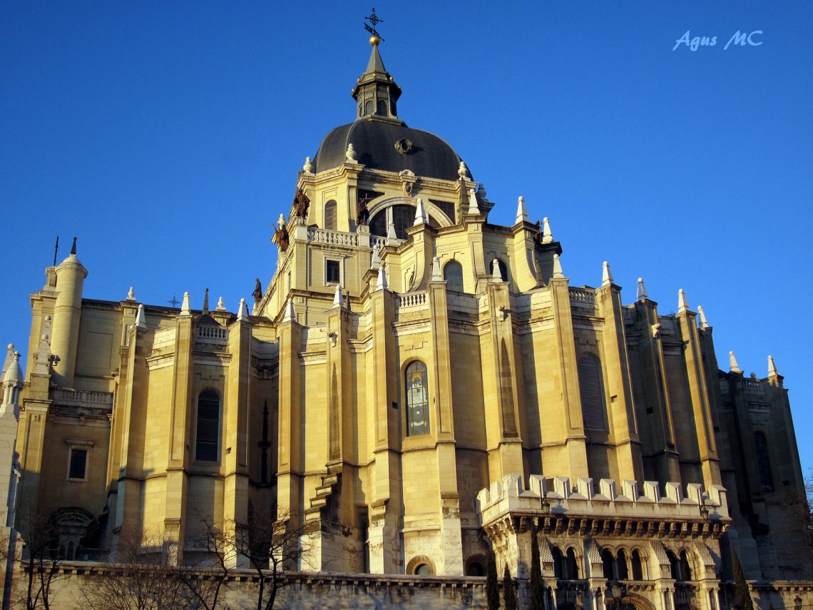 Madrid Church Crawl for Architecture Lovers | ShMadrid
